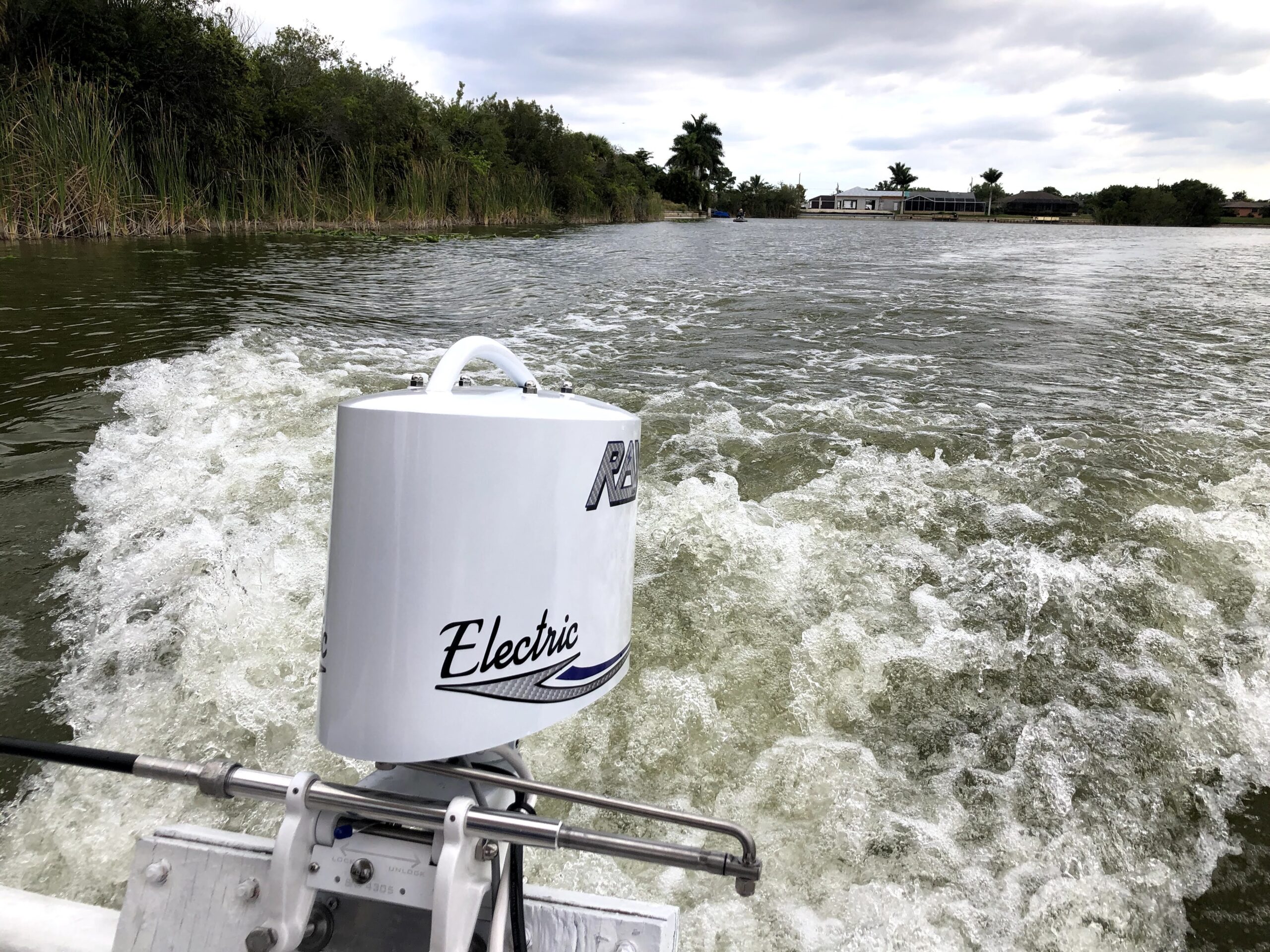 Our Motor – Ray Electric Outboards